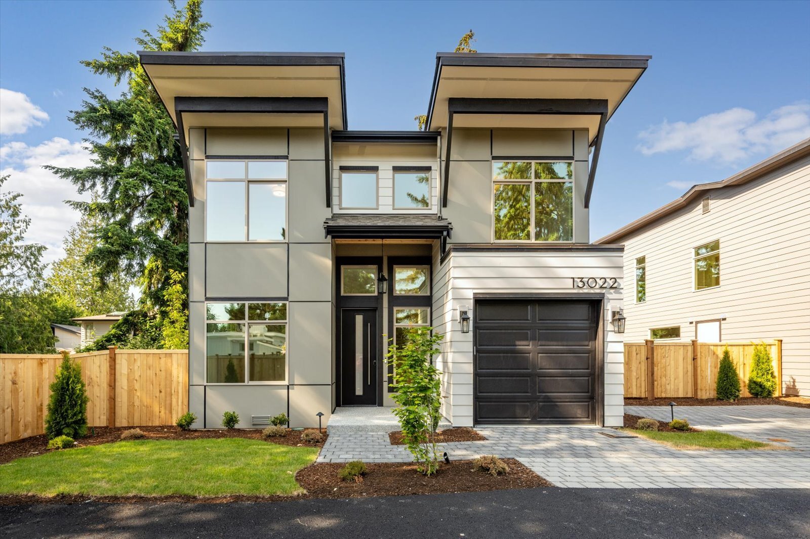 Modern Home Builders Magazine Spotlights Merit Homes' Legacy